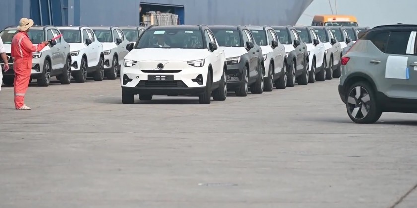 China surpasses Japan to be world's top auto exporter | Myanmar International TV